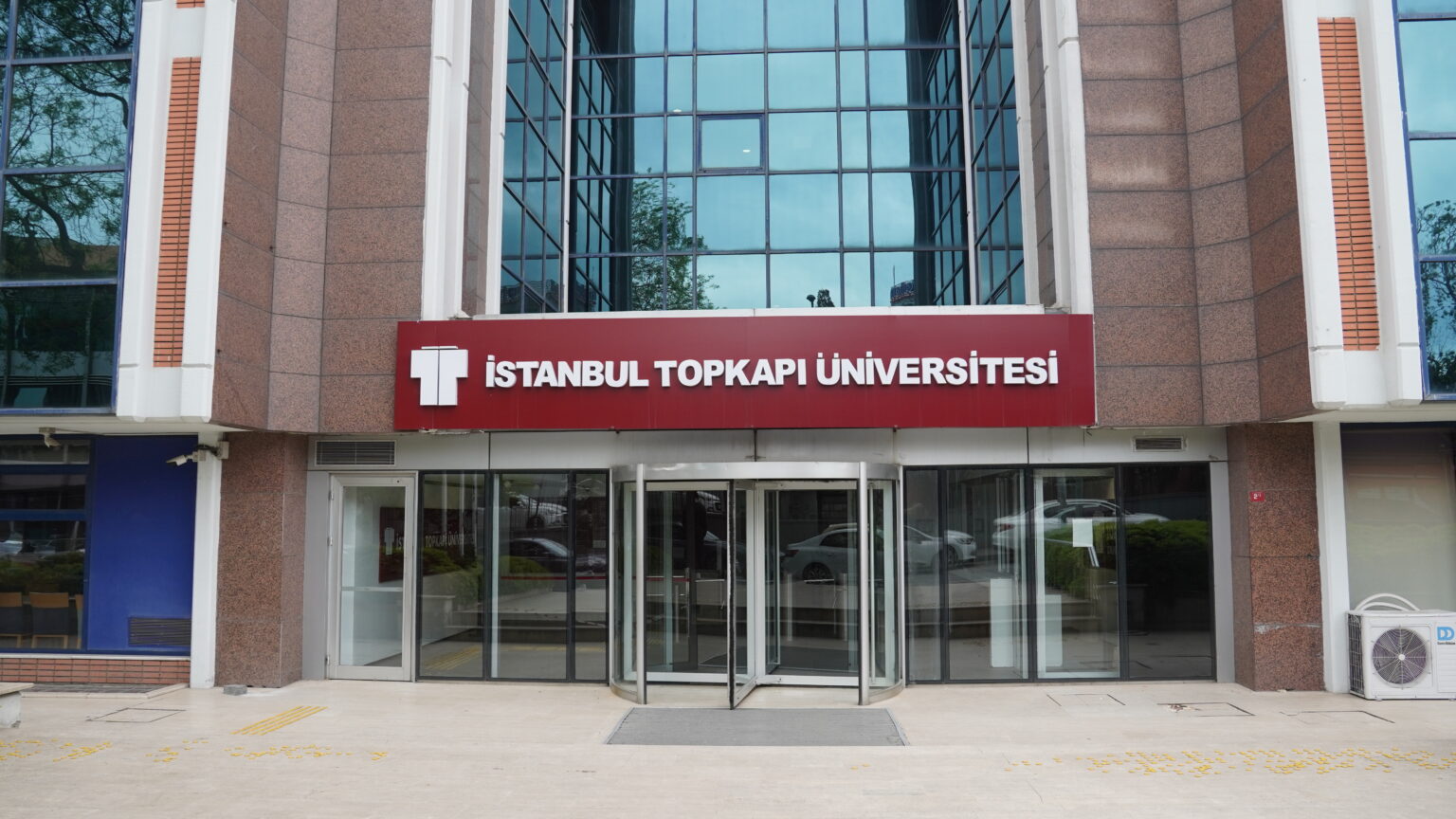 İletişim | İstanbul Topkapı Üniversitesi
